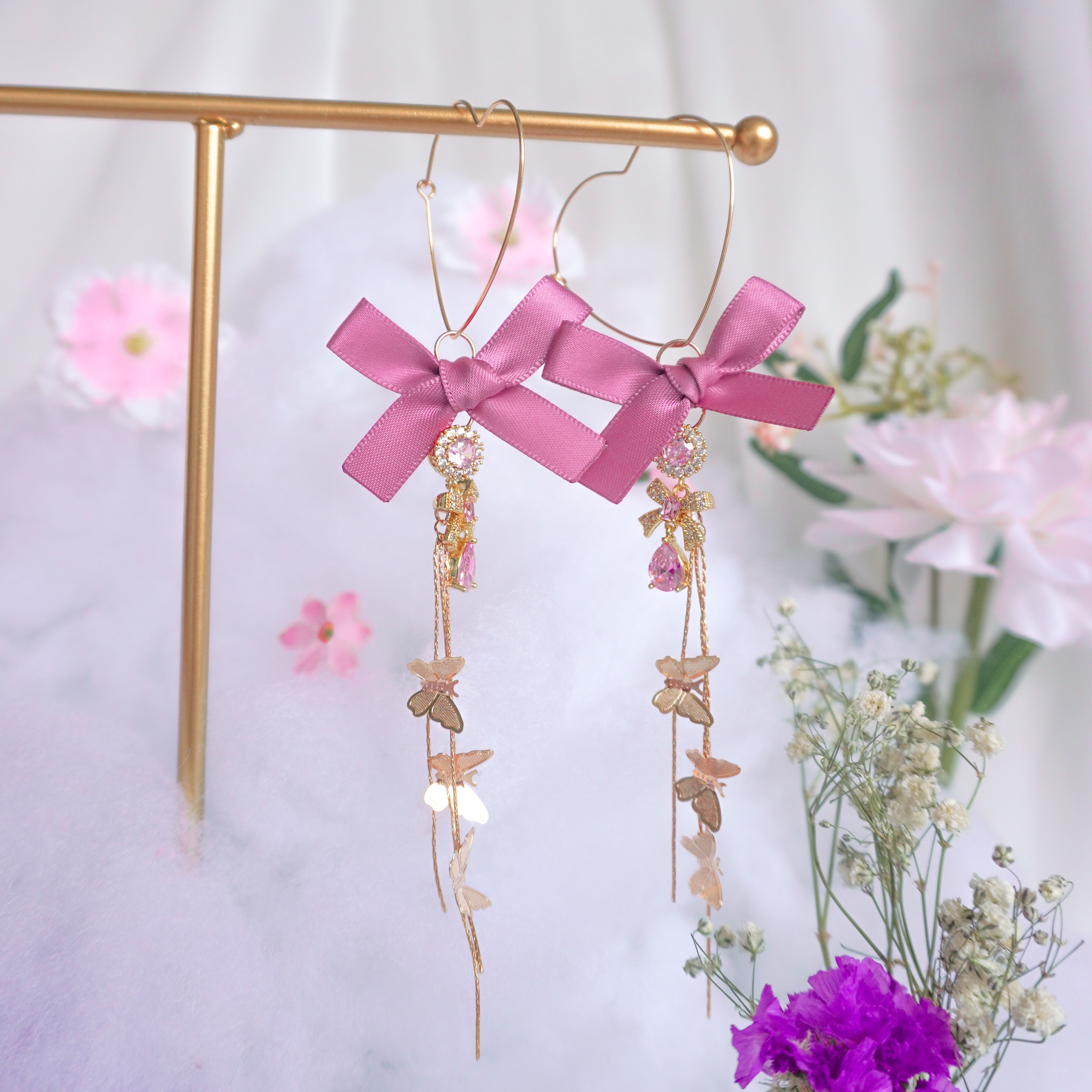 Earrings – mokapuff