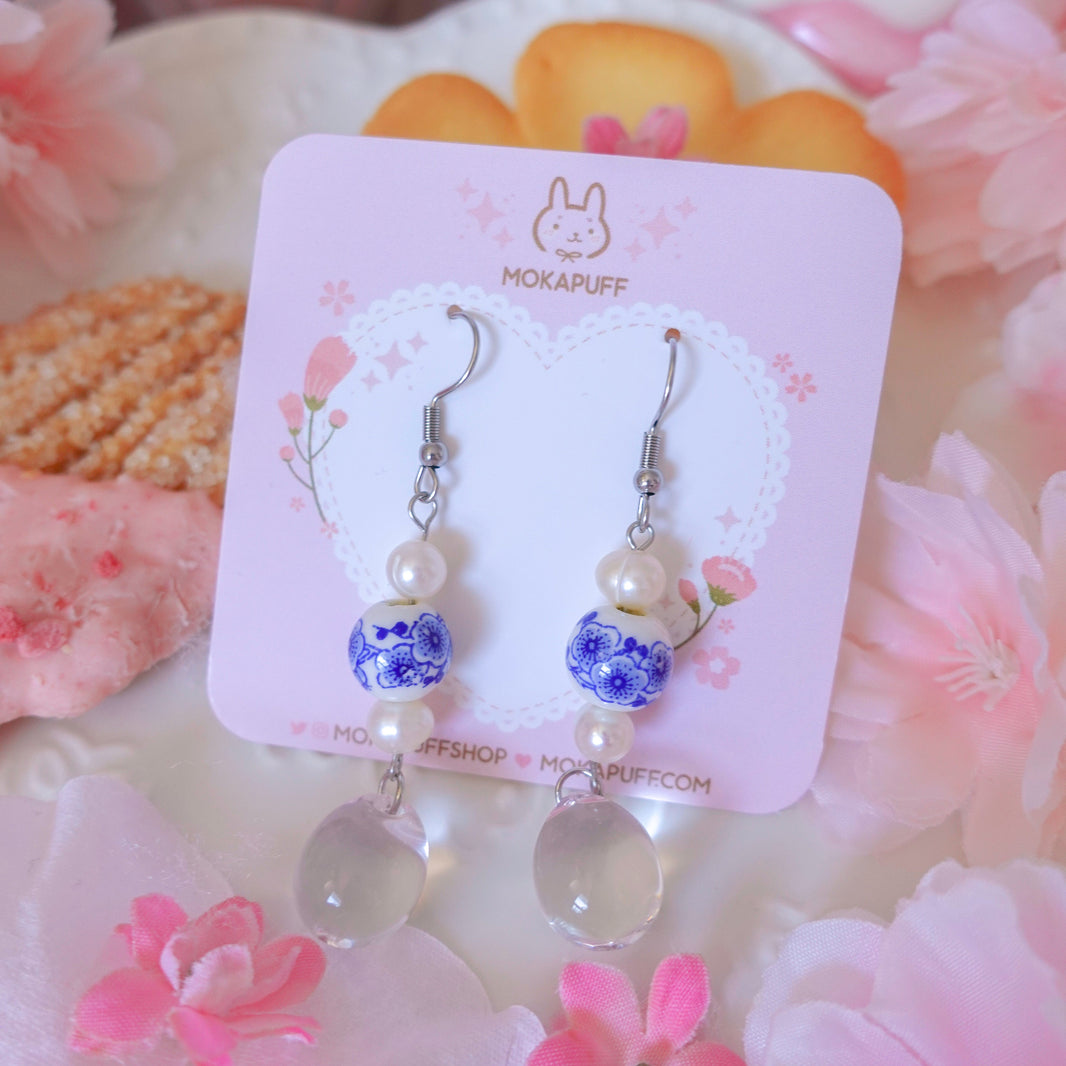 Earrings – mokapuff